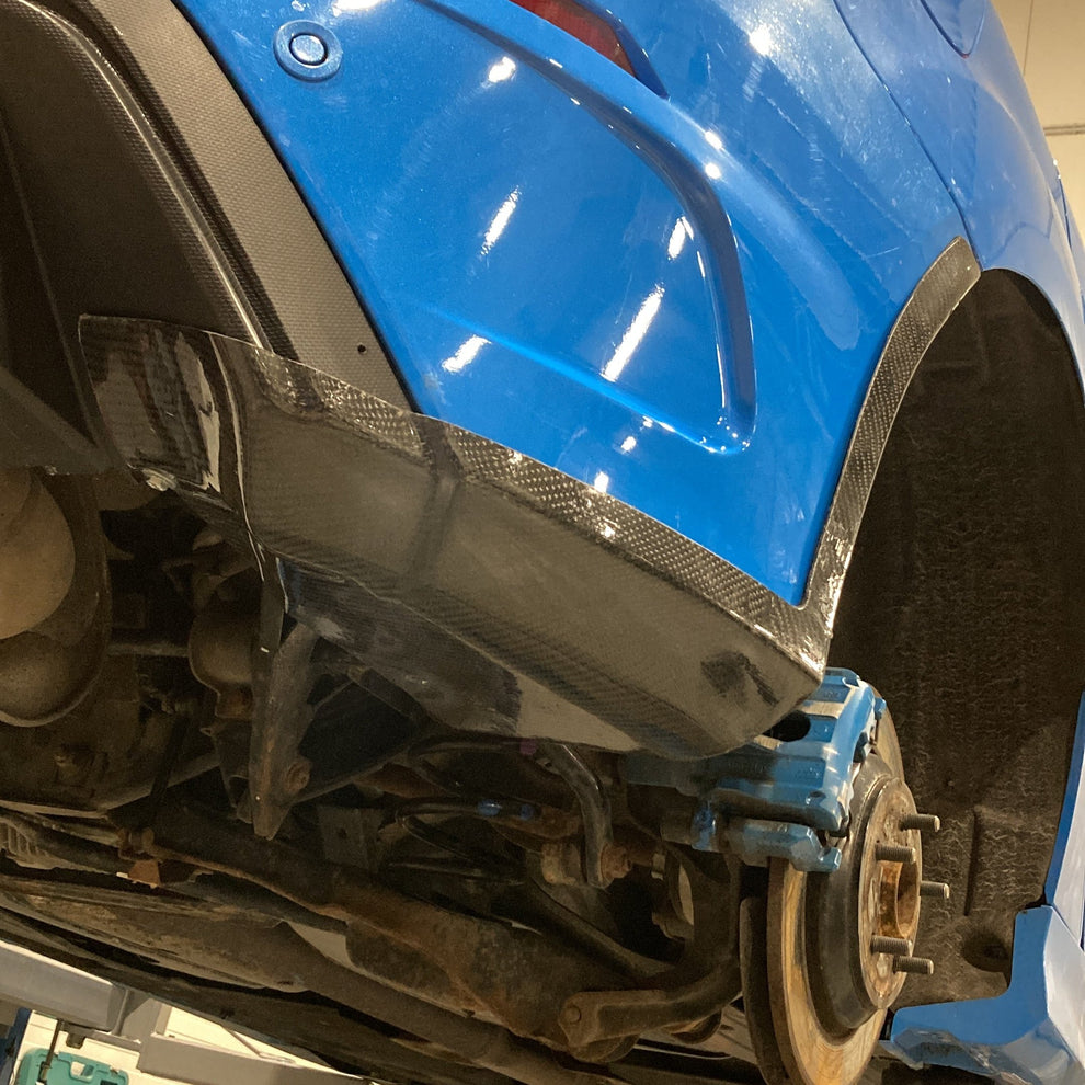 Ford Focus RS mk3 Rear Bumper Guards – Neomatic